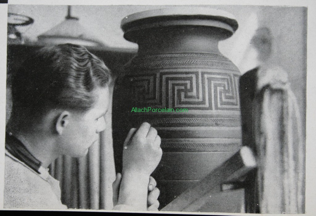 Germanic Ceramics » Allach Porcelain
